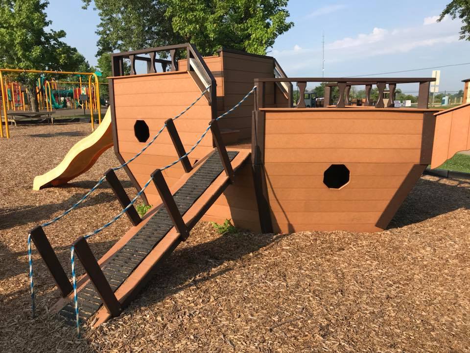 Hanover Park – Cincinnati Playground Review
