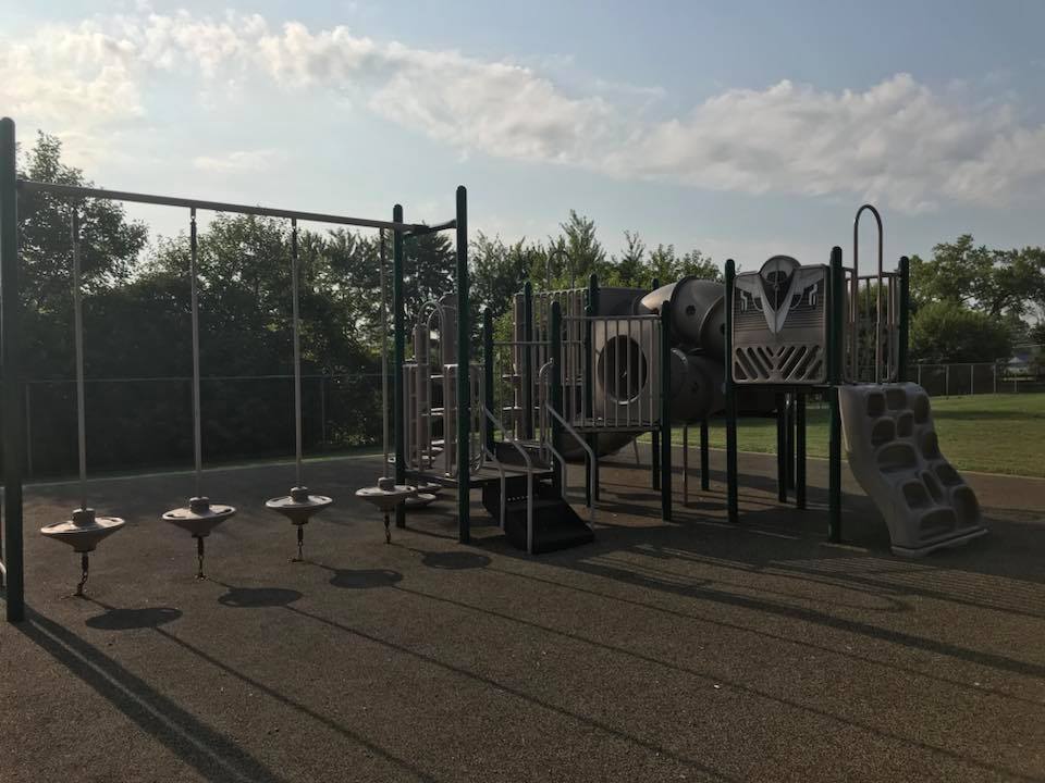 Hanover Park – Cincinnati Playground Review