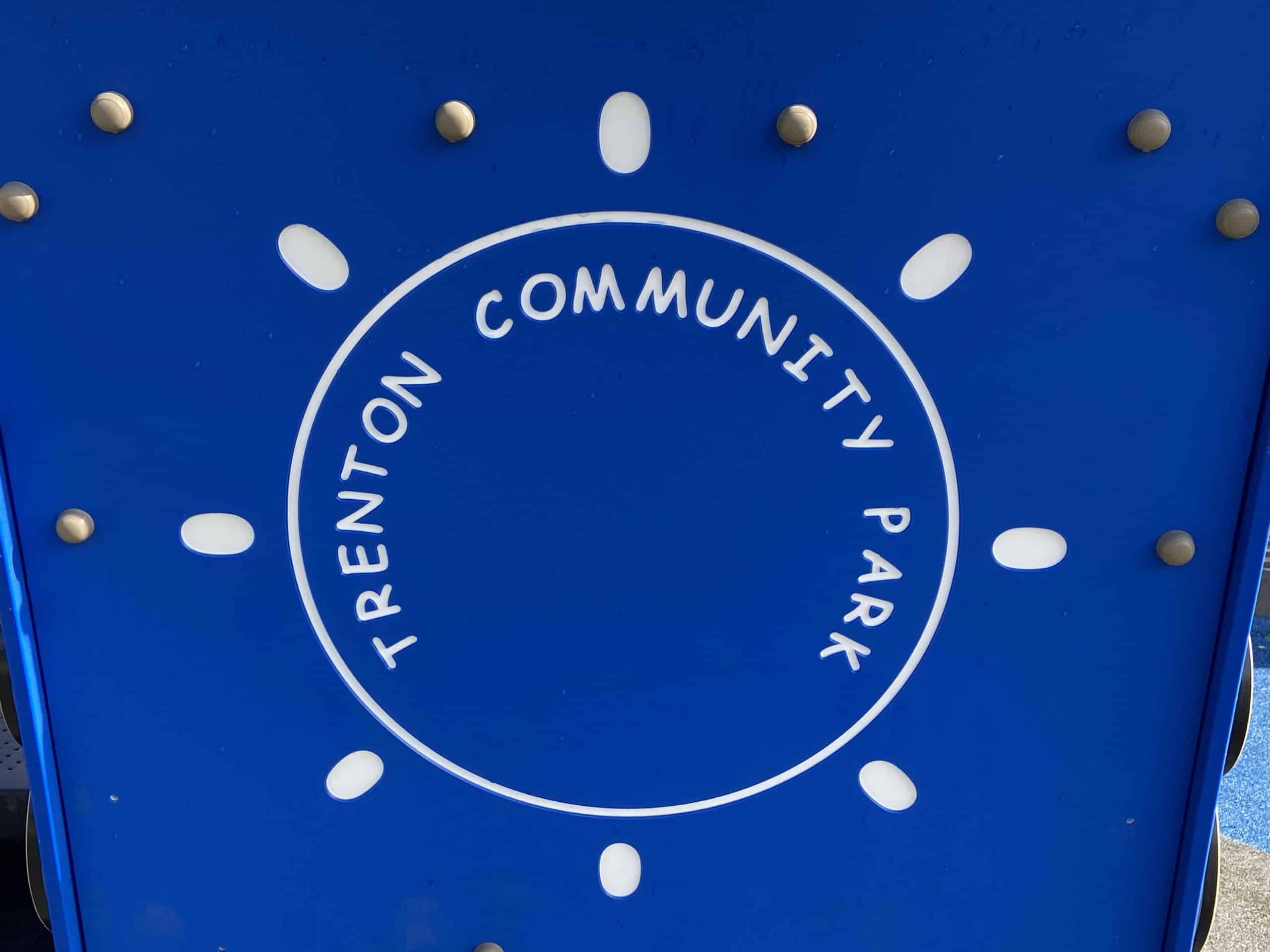 Trenton Community Park – remodeled (2022) – Cincinnati Playground Review